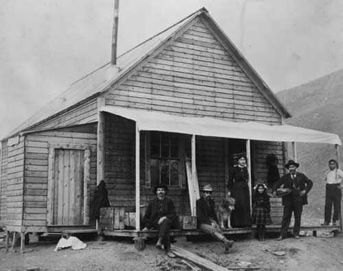 Kate Carmack: Cheated of Klondike Gold – Gwen Tuinman